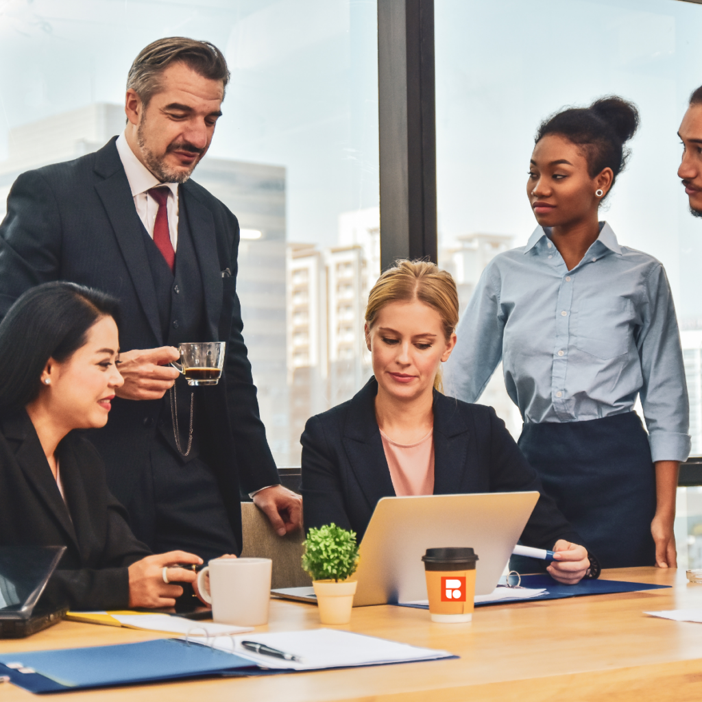 Compensation rates for C-suite executives in tech for 2024 - Betts ...